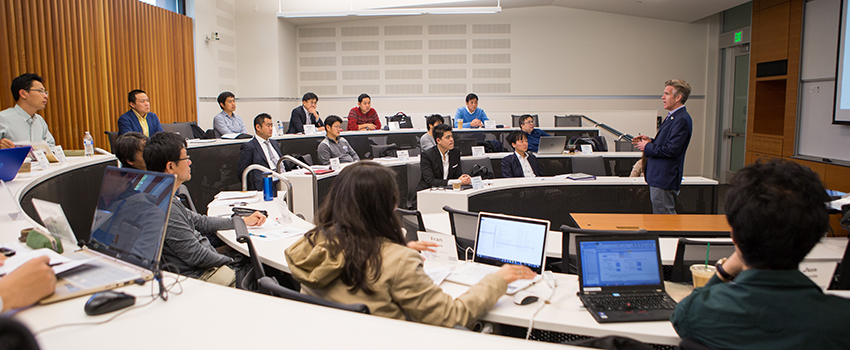 Curriculum | Global Executive MBA | Foster School of Business