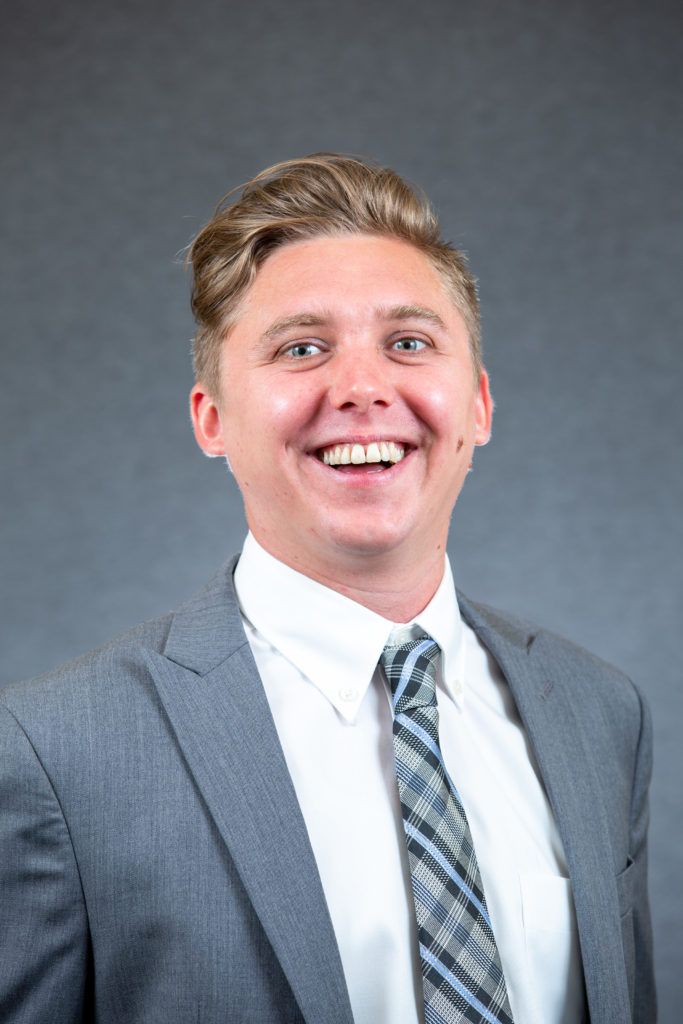 Contact Us - Undergraduate Programs | Foster School of Business