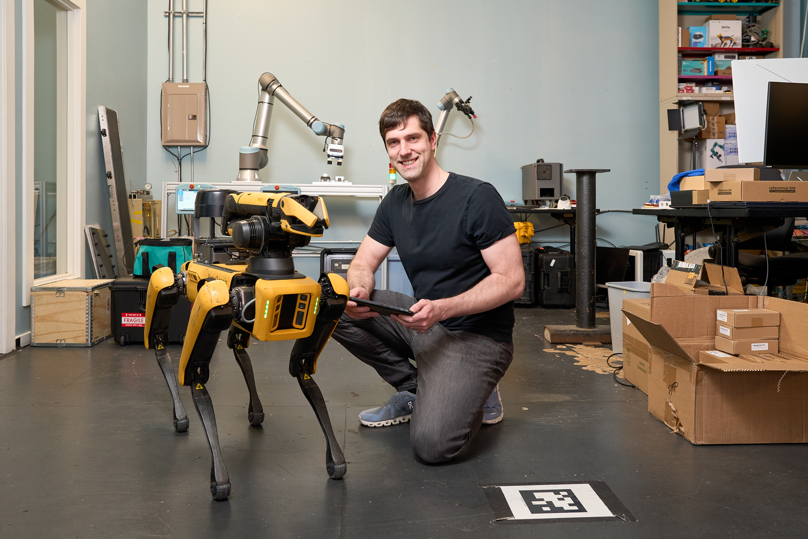 Equipping the Robots of Tomorrow with Expertise Honed at UW | Foster ...